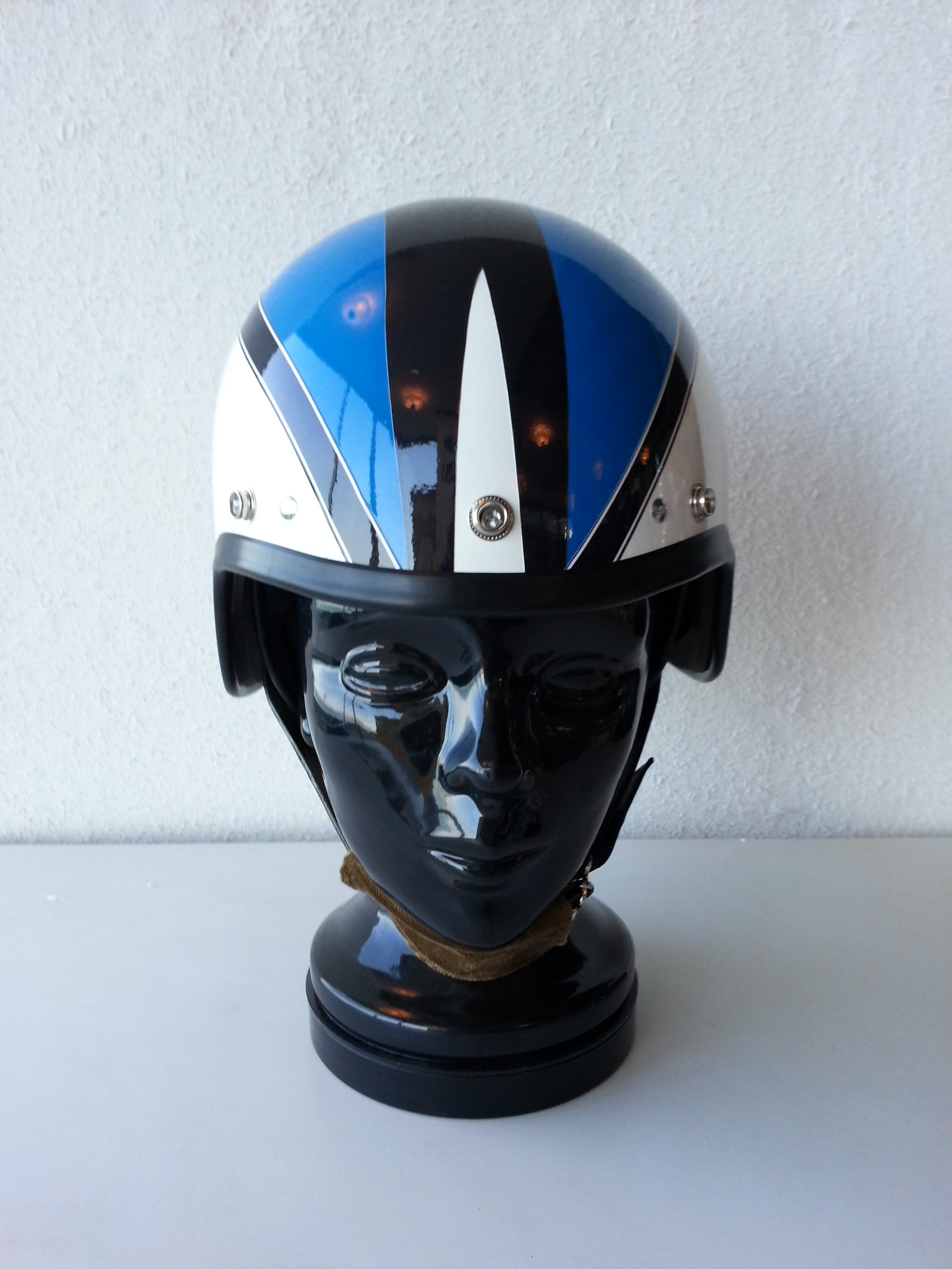 ROCKET HELMETS_SPACE Rocket: D.Lewis