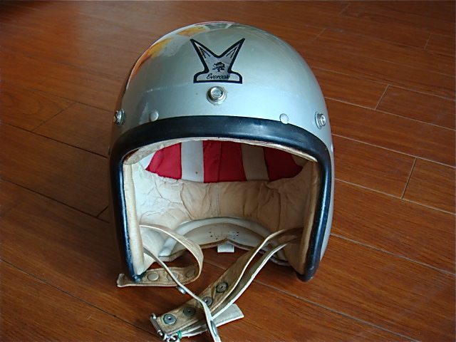 Everoak Racemaster Helmet: D.Lewis