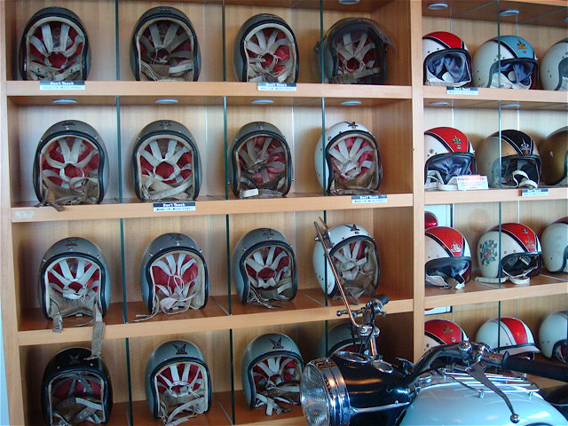 Everoak Racemaster Helmet: D.Lewis